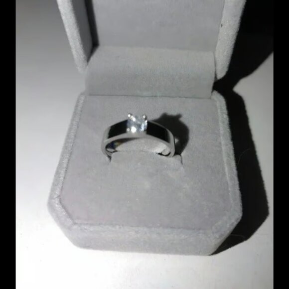 Source Unknown | Jewelry | Smooth Finish Cz Engagement Ring | Poshmark